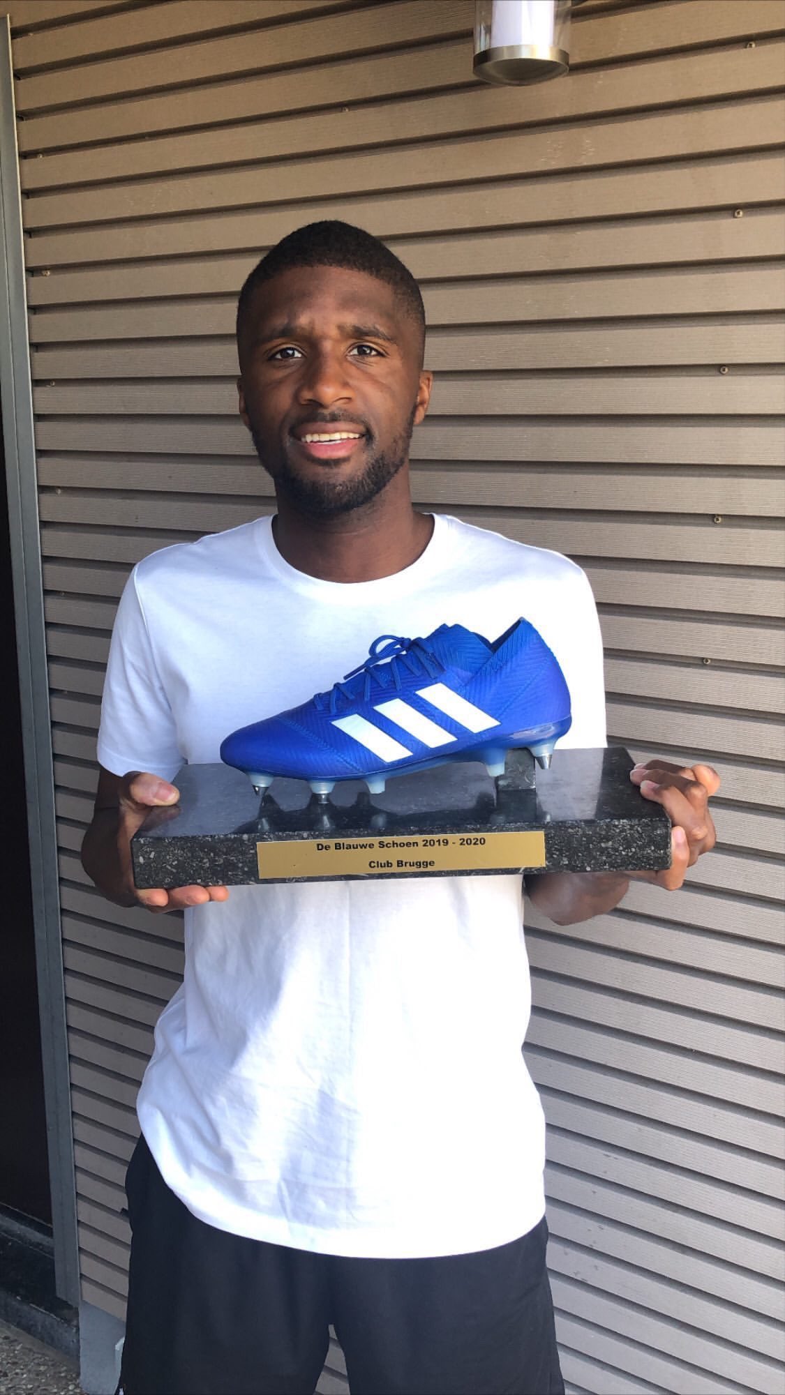 Clinton Mata é eleito o melhor jogador do Club Brugge para a época 2019 ...