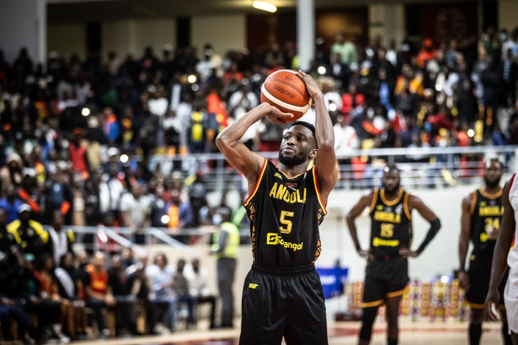 Angola supera desafio duro da Guiné com reviravolta importante no ...